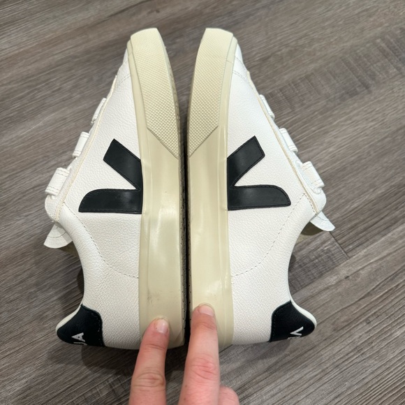 Veja | Shoes | Veja Recife Logo Extra White Black 3 Strap Leather ...